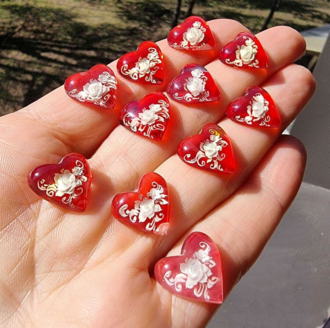 Natural Amber Roses Intaglio Red Color Bottom, Regular Calibrated Heart ...