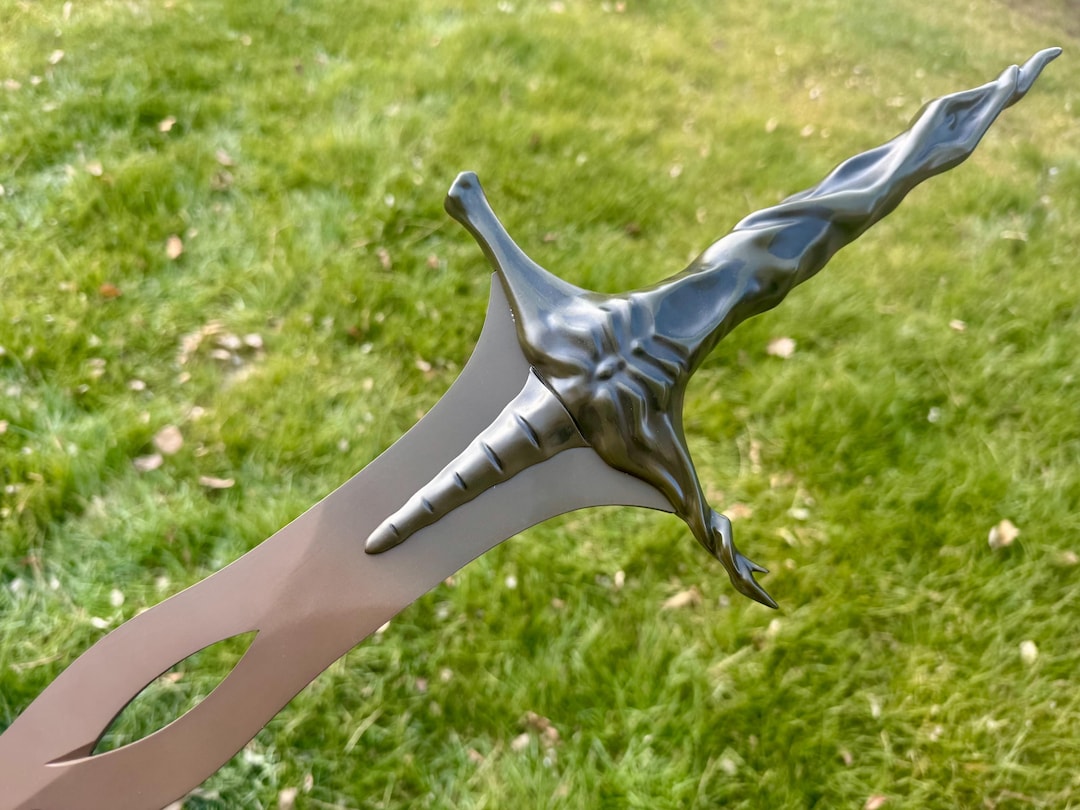 Handcrafted Full Metal 44'' Sacred Relic Sword by Bloodborne Moon Sword ...