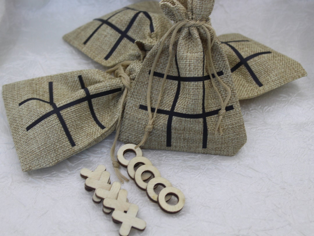 Tic Tac Toe Game Tic Tac Toe Board Group Cruise Present Travel Games ...