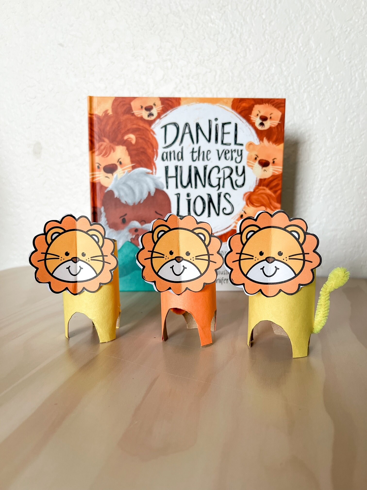 Daniel and the Lions' Den Bible Story Retelling Craft for Church or ...