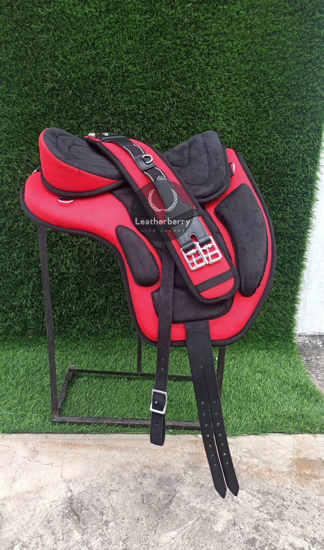 Red English Treeless Freemax Horse Saddle Tack With 10"-18" in Seed ...