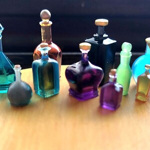 MINIATURE Potion Bottles for Dollhouse or Diorama 1:12 Scale Set of Ten ...
