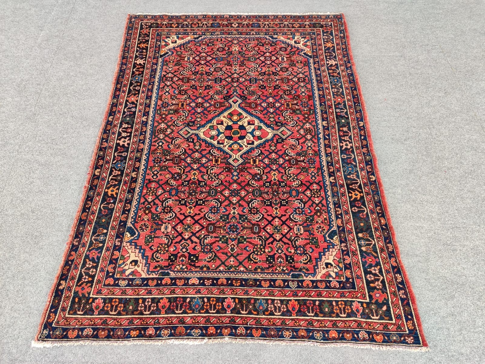Persian Rug 5x7, Heriz Rug 5x7, Turkish Rug 5x7, Shiraz Rug, Custom ...