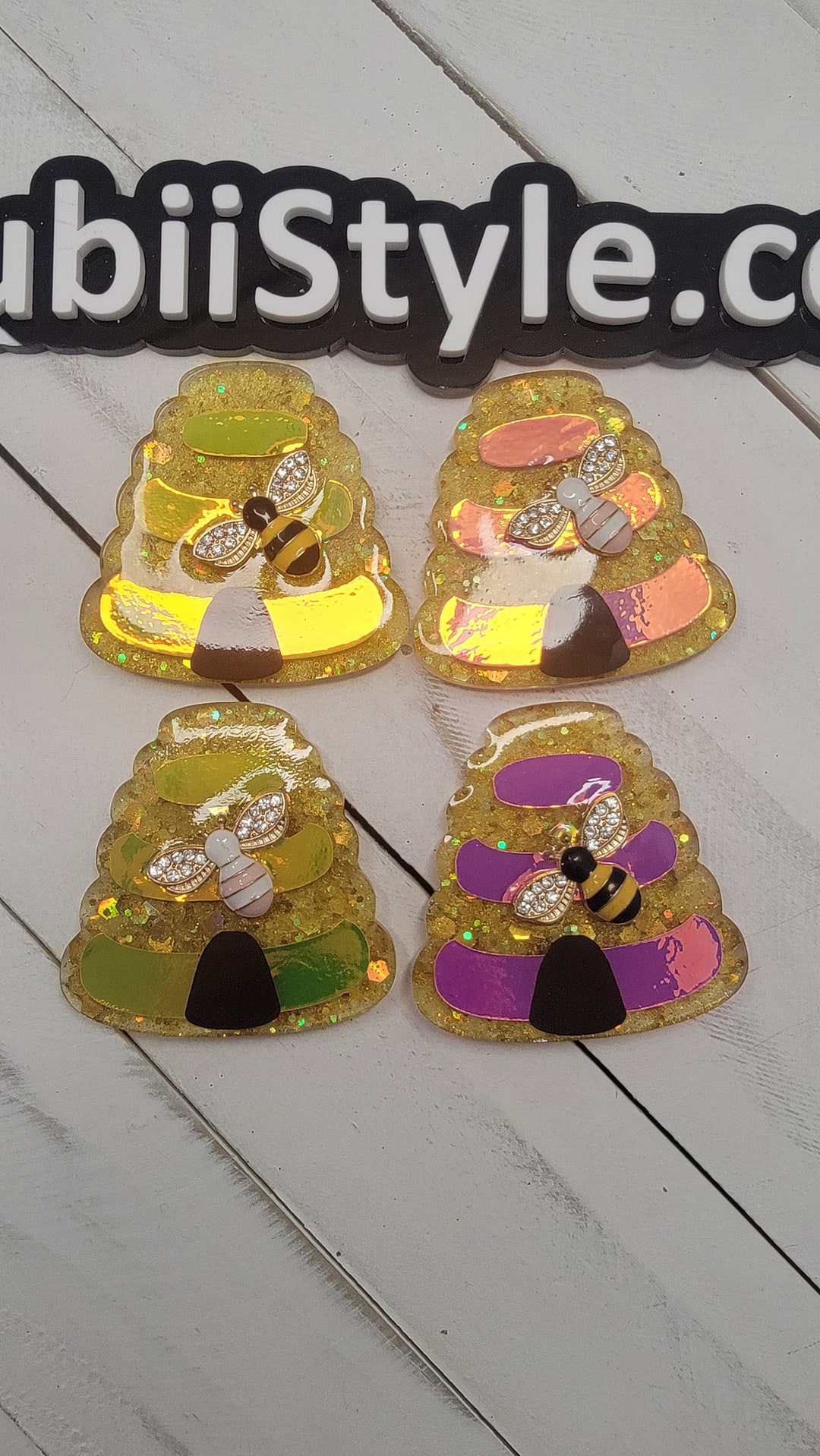 Beehive Bee Badge - Etsy