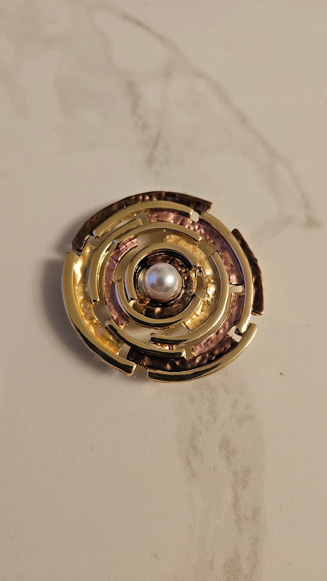 Modern Brooch Without Needle, Versatile, Practical, Chic Accessory for ...