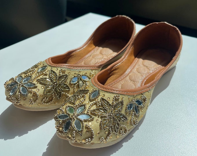 Traditional Indian | Punjabi | Pakistani Ethnic Jutti Women’s Flat Shoe ...