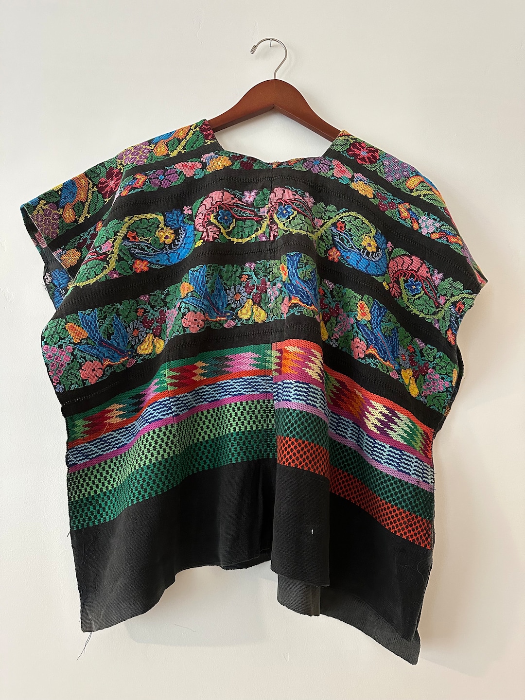Huipil - Traditional Guatemalan Clothing - Etsy