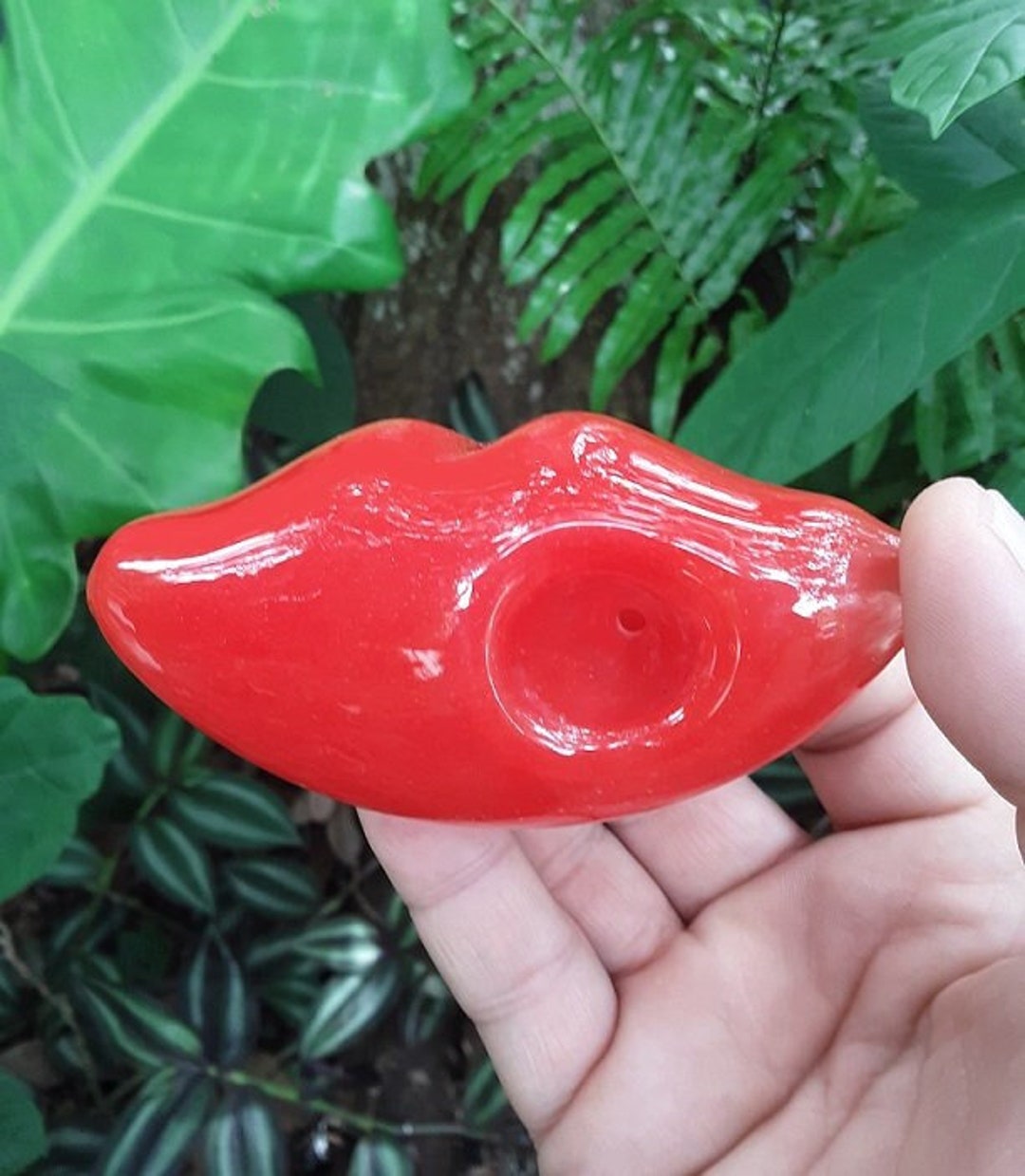 Kiss Me Pipe, Red Lips Glass Pipe, Cherry Red Frit Glass Hand Pipe - Etsy