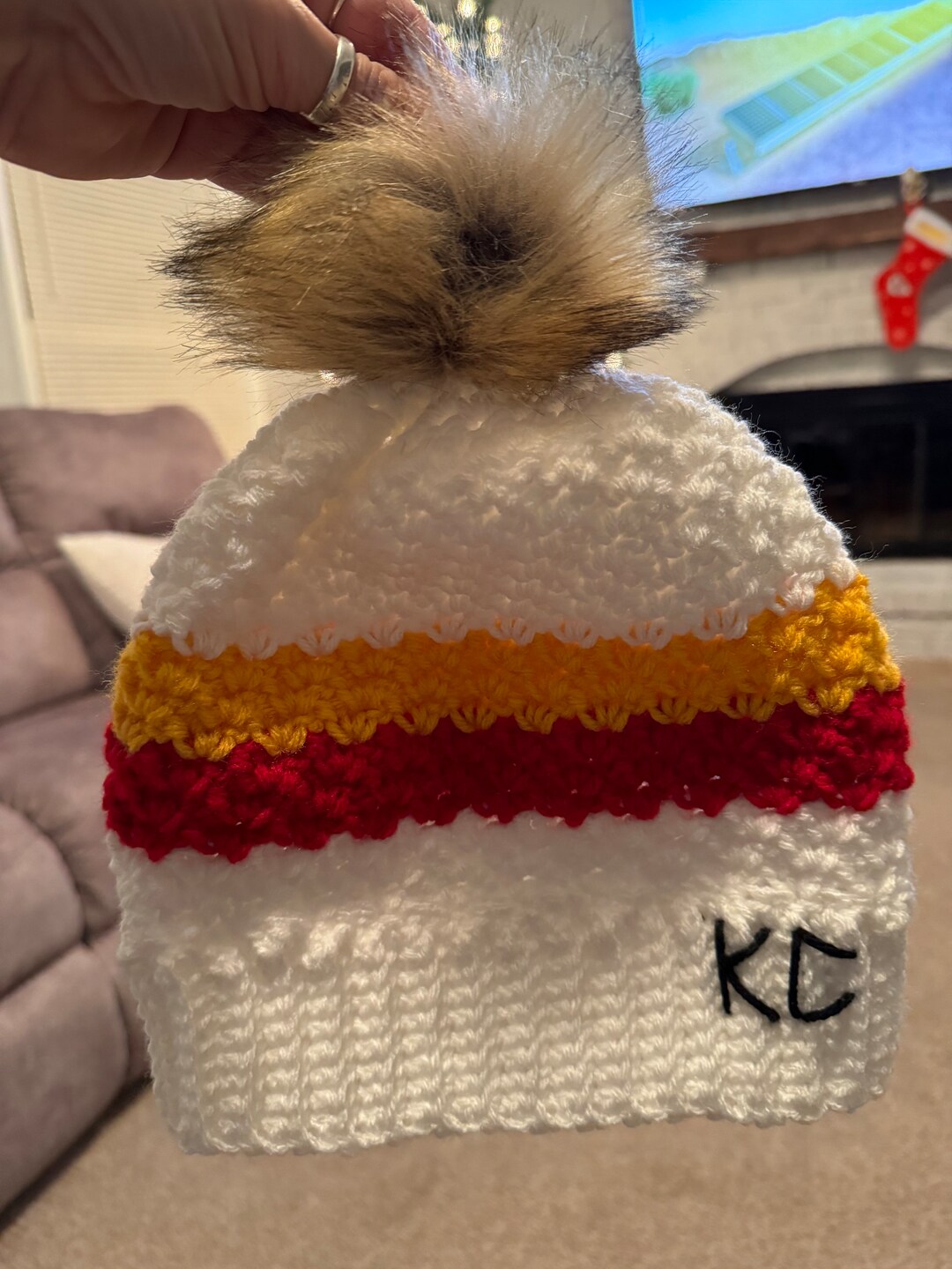 Crochet Kansas City Chiefs Stocking Hat for Women With Pom Pom - Etsy