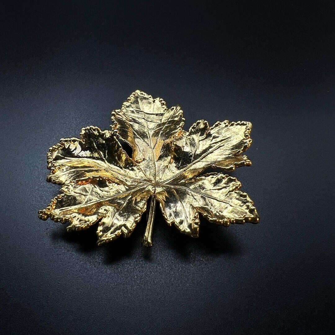Vintage Shiny Gold-toned Maple Leaf Brooch Pin - Etsy