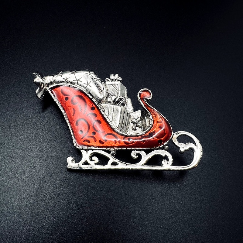 Sleigh Vintage Pin - Etsy
