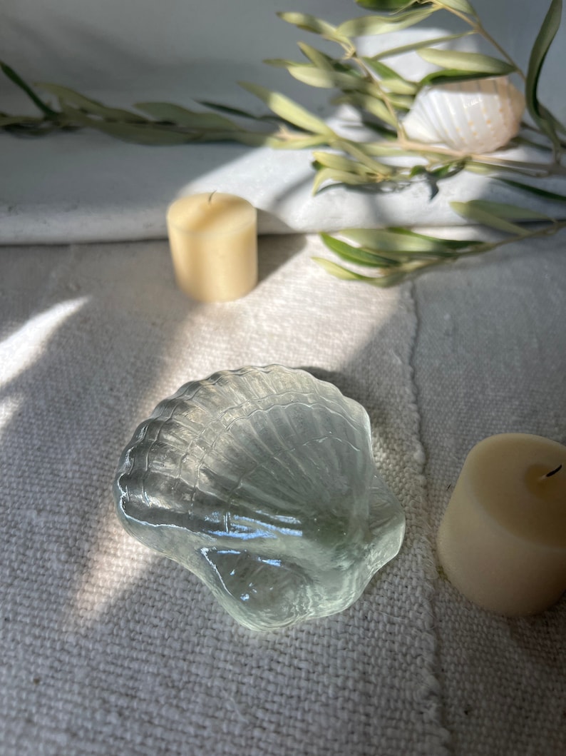 Vintage Glass Shell Paperweight - Etsy