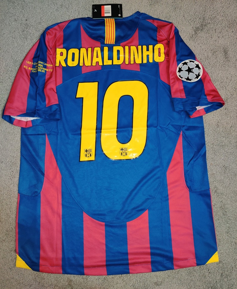 Retro Barcelona 2005/06 RONALDINHO 10 2006 Champions League Final ...
