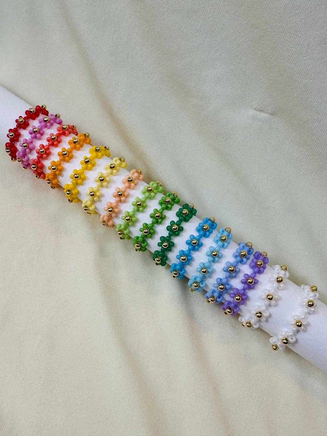 Beaded Flower Ring, Daisy Flower Ring, Beaded Ring, Stackable Ring ...