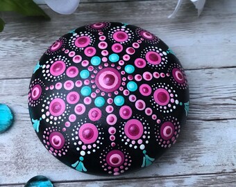 Dot Art Mandala Stone Paperweight Hand Painted Rock Meditation Medium ...