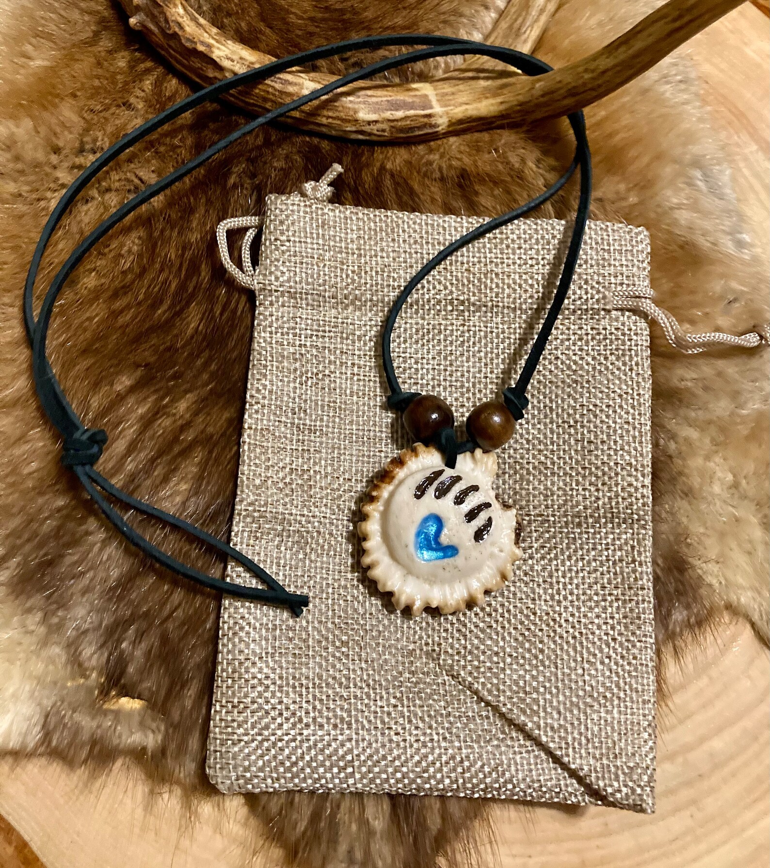 Bear Paw Burr Antler Necklace - Etsy