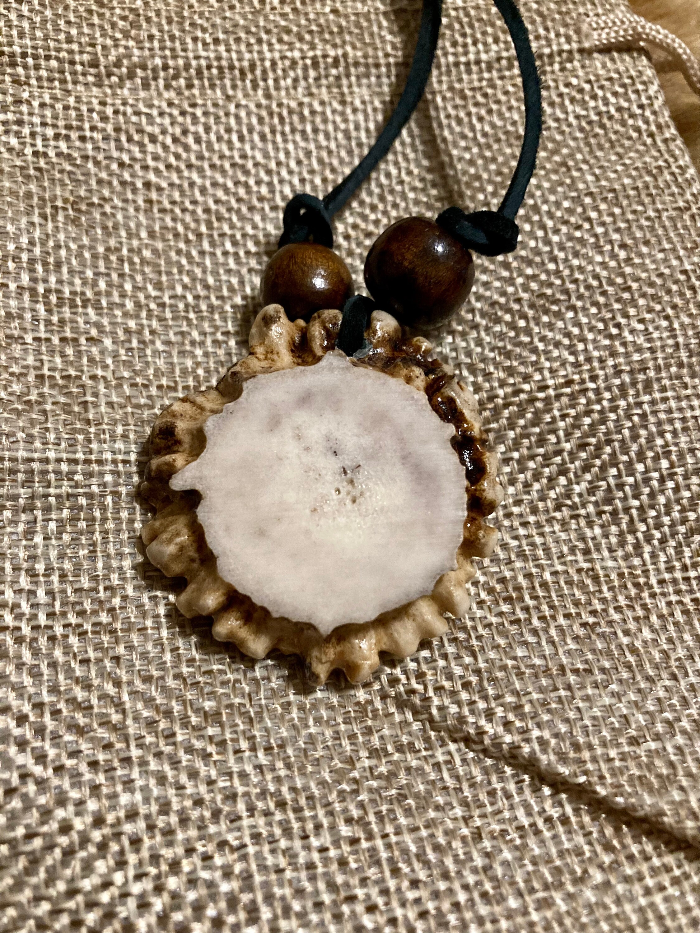 Bear Paw Burr Antler Necklace - Etsy