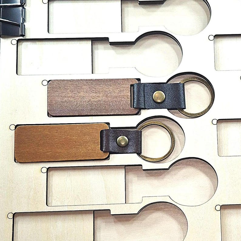 18-slot Walnut Keychain Jig Template Bundle – Rectangle, 2 Strap Sizes ...