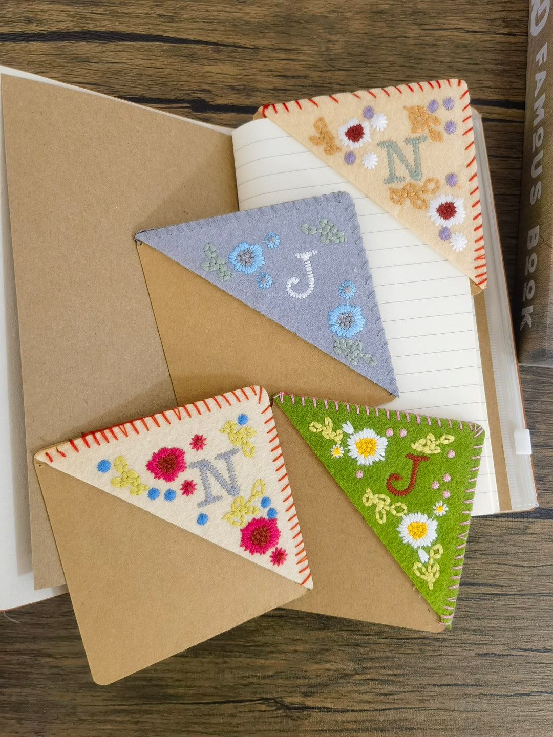 Personalized Embroidery Felt Bookmarks Letters Handmade Corner Bookmark ...