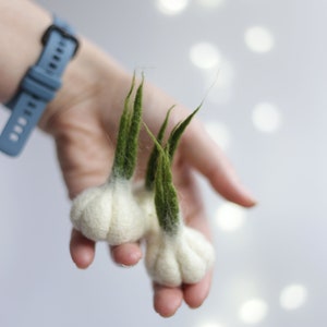 Needle Felted Garlic Set of Three, Easter Ornament, Summer Table Decor ...