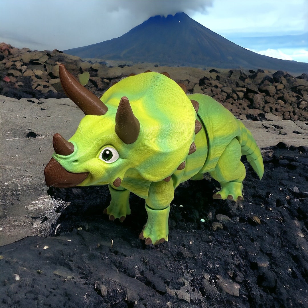 Dangerous Dinosaur Toy Fidget Toy Jurassic Tricerarops Gift Articulated ...