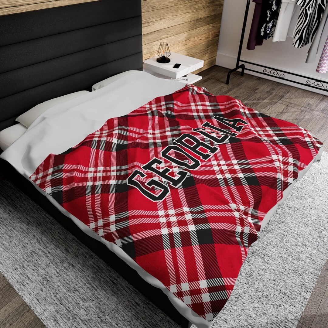 Plush Georgia Velveteen Throw - Perfect for Game Day, Cozy Georgia ...