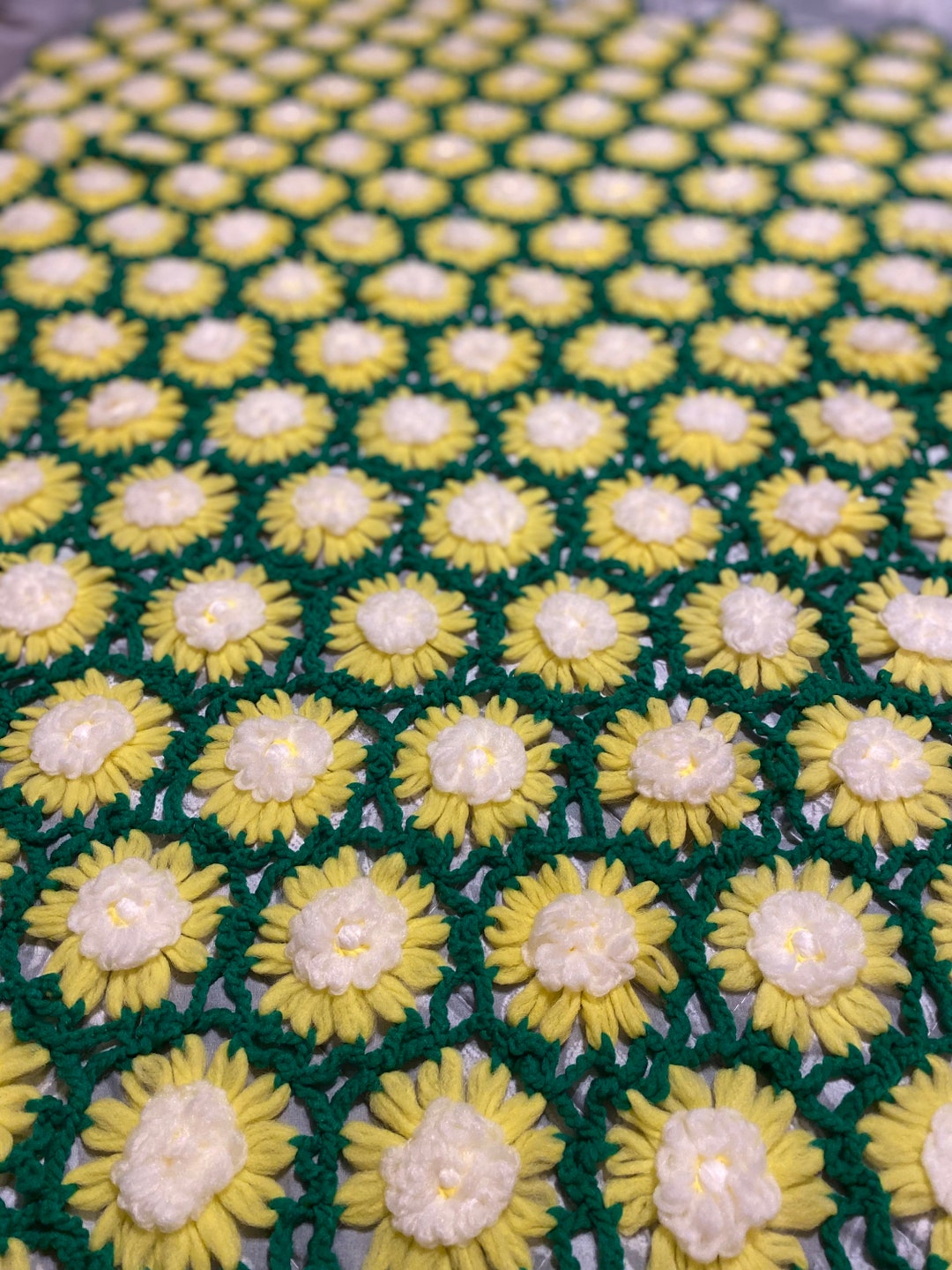 Gorgeous Vintage Daisy Afghan Throw - Etsy