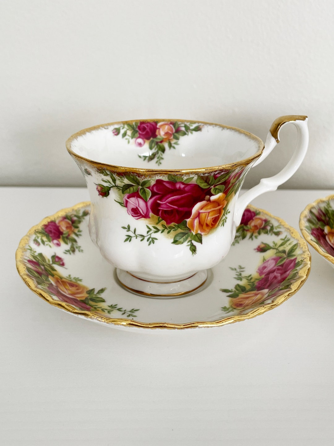 Royal Albert English Fine Bone China Old Country Roses Pattern Montrose ...