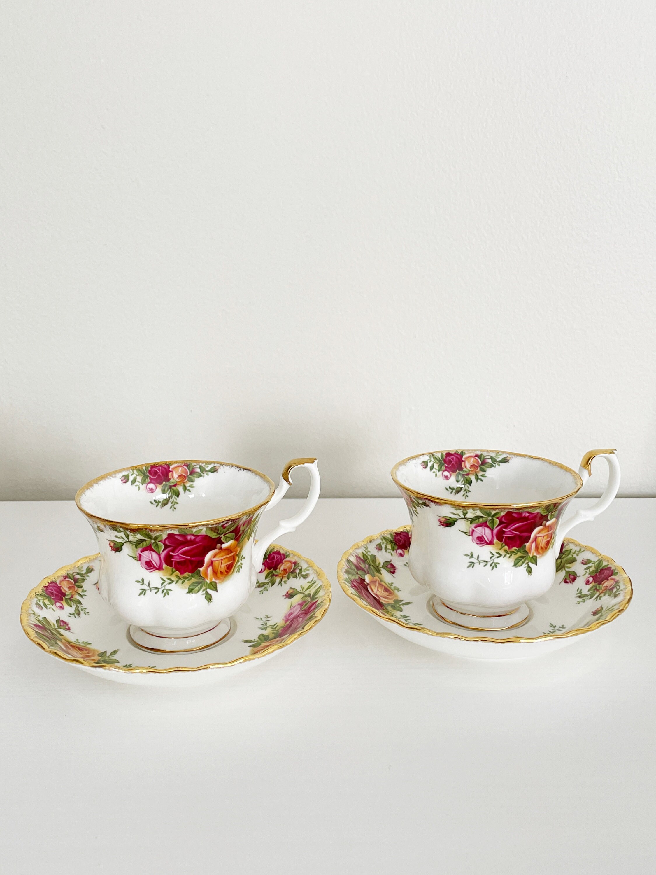 Royal Albert English Fine Bone China Old Country Roses Pattern Montrose ...