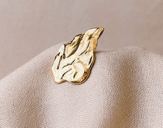 YSL Gold Organic Leaf Pin Brooch - Gem