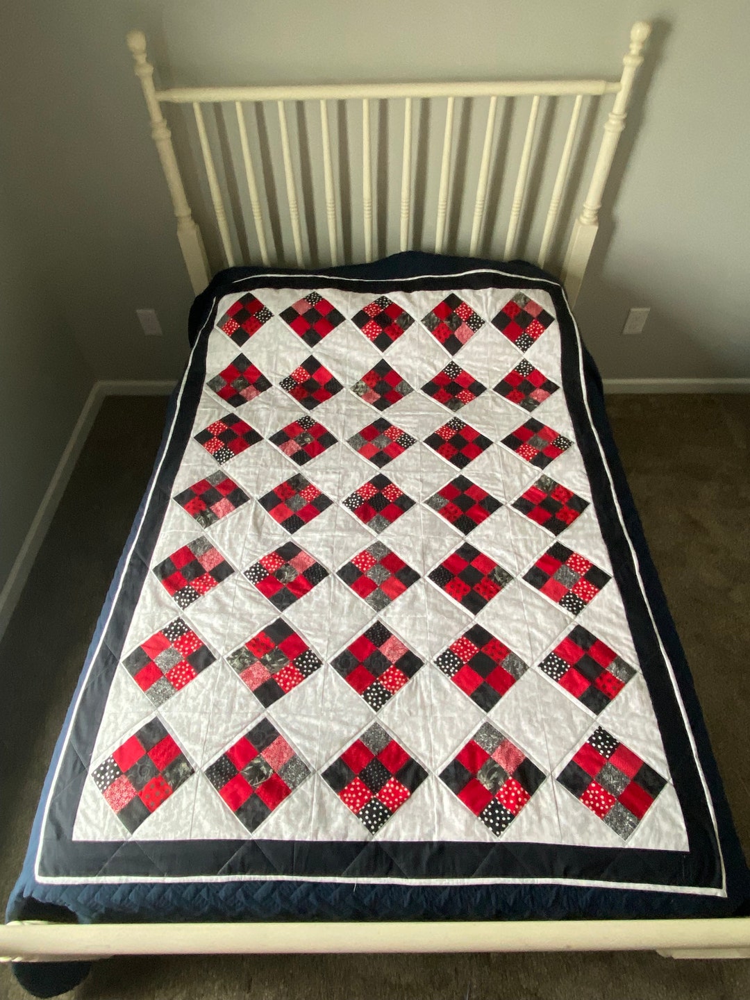 Handmade Quilt - Etsy