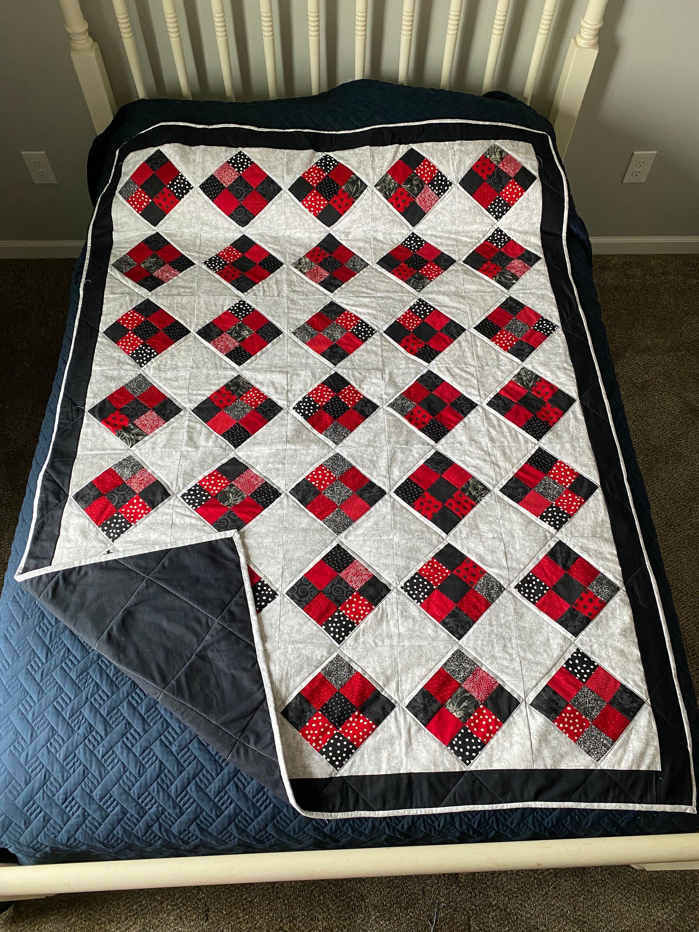 Handmade Quilt - Etsy