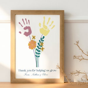 Mothers Day Flower Handprint Craft Art for Mom, Handprint Craft Grandma ...