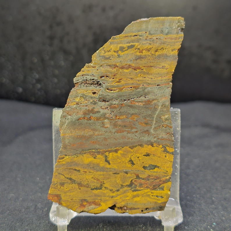 Limonite Banded Hematite From Tilden Mine Michigan, Lapidary ENDCUT ...