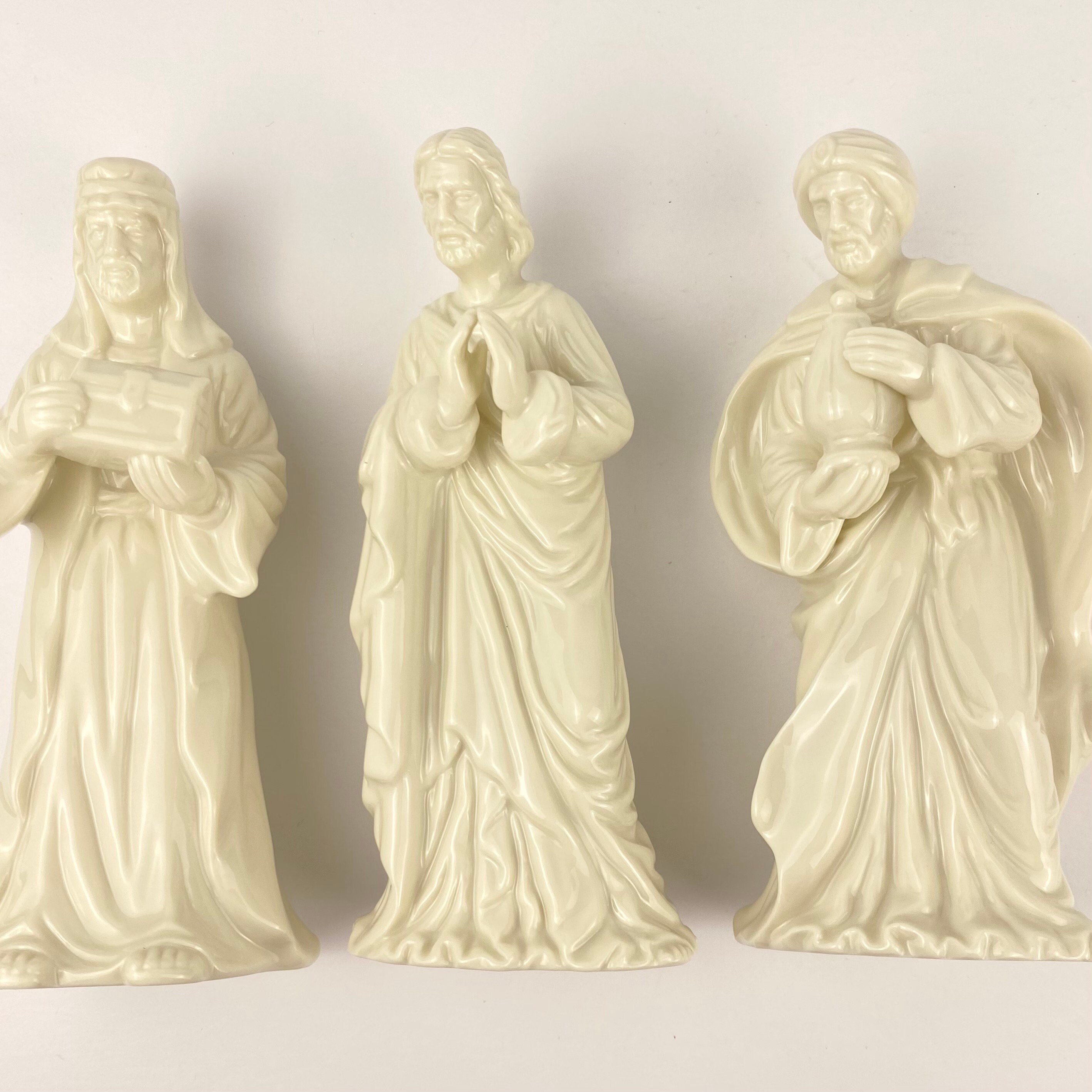Mikasa Porcelain Nativity Set, White Glossy, Nine Piece in Box ...