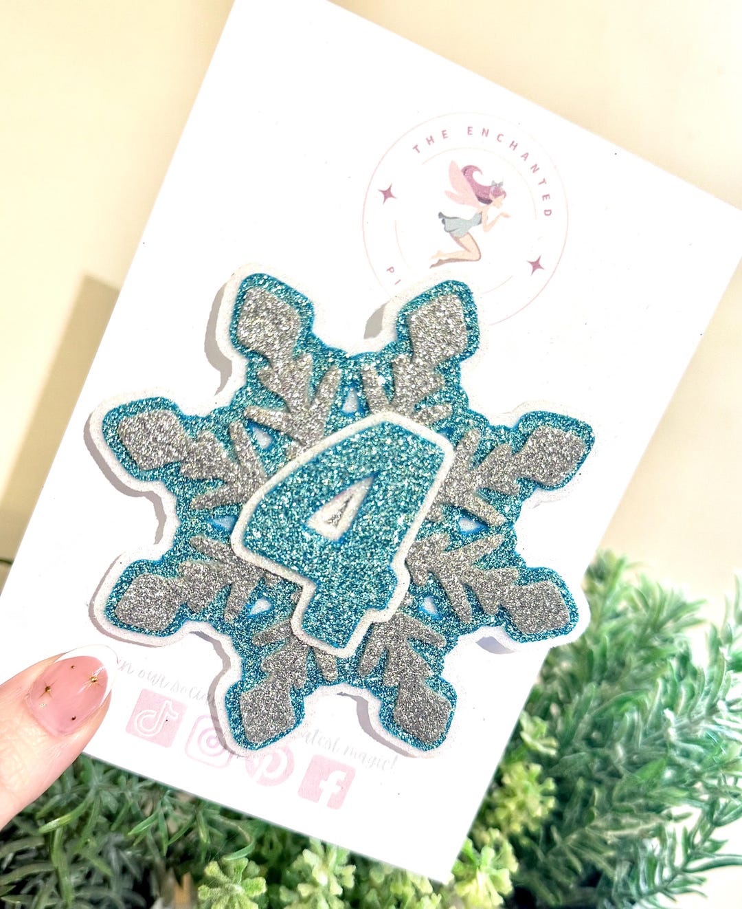 Glitter Snowflake Birthday Badge: Frozen Party Pin - Etsy UK