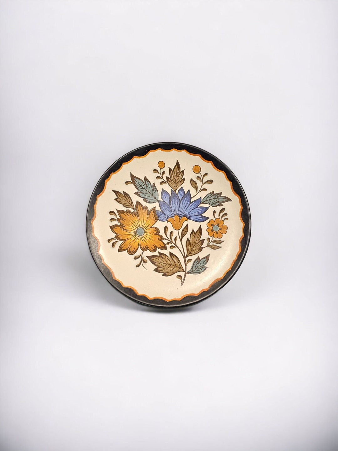 A Vintage Wall Plate, Made by Gouda Pottery, Netherlands / Holland ...