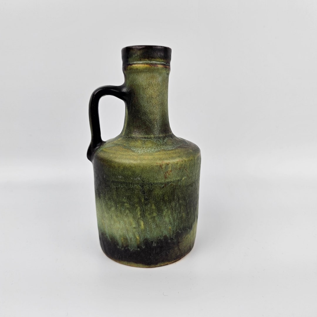 A Beautiful Loré Beesel Vase / Jug, Designed by Matt Camps. Number B133 ...