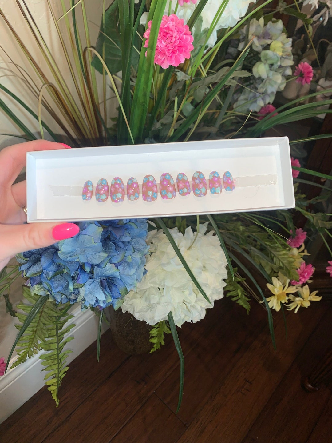 Luxury Press on Nails Spring Flowers - Etsy