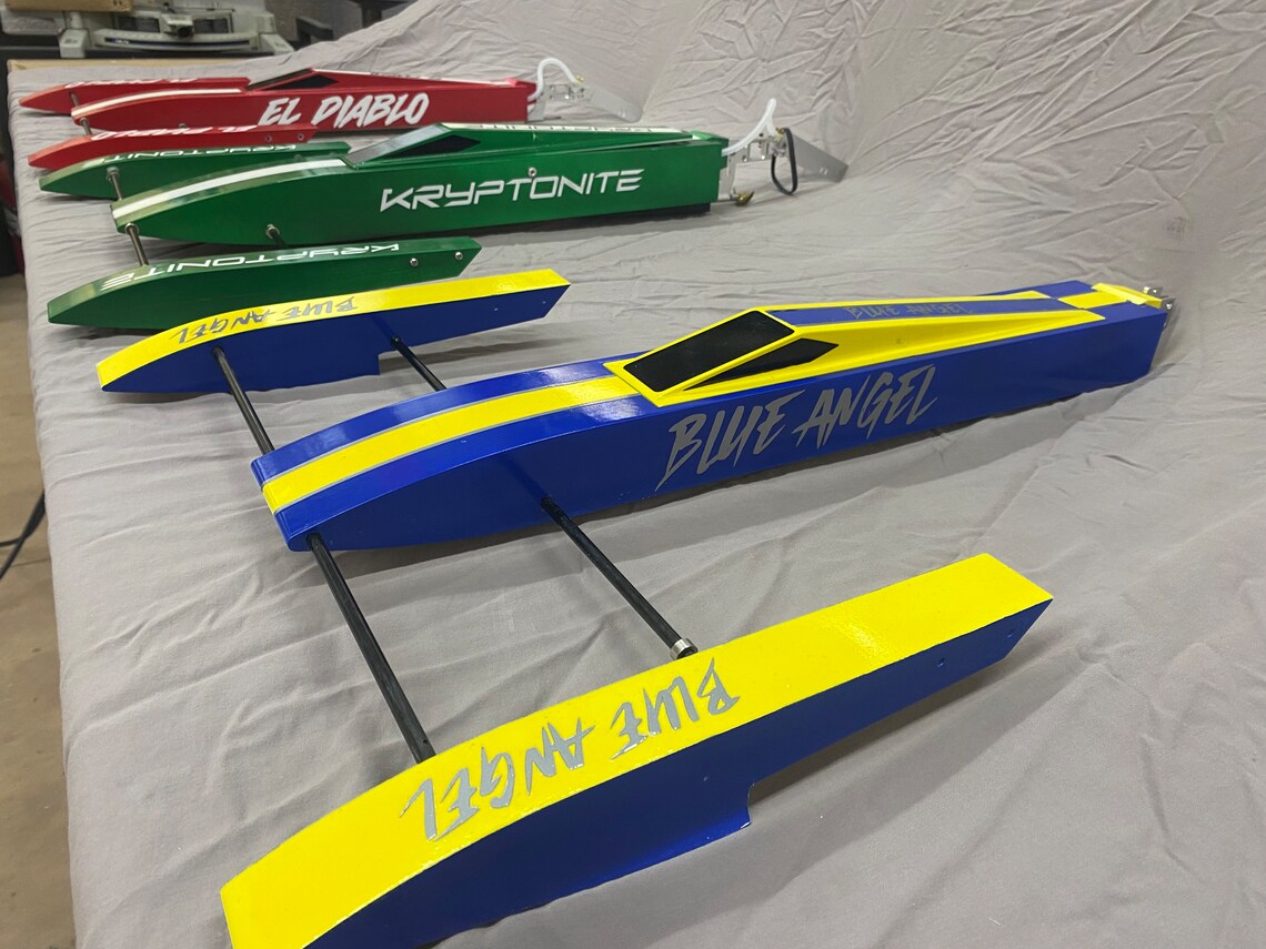 RC Outrigger Hydroplane - Etsy