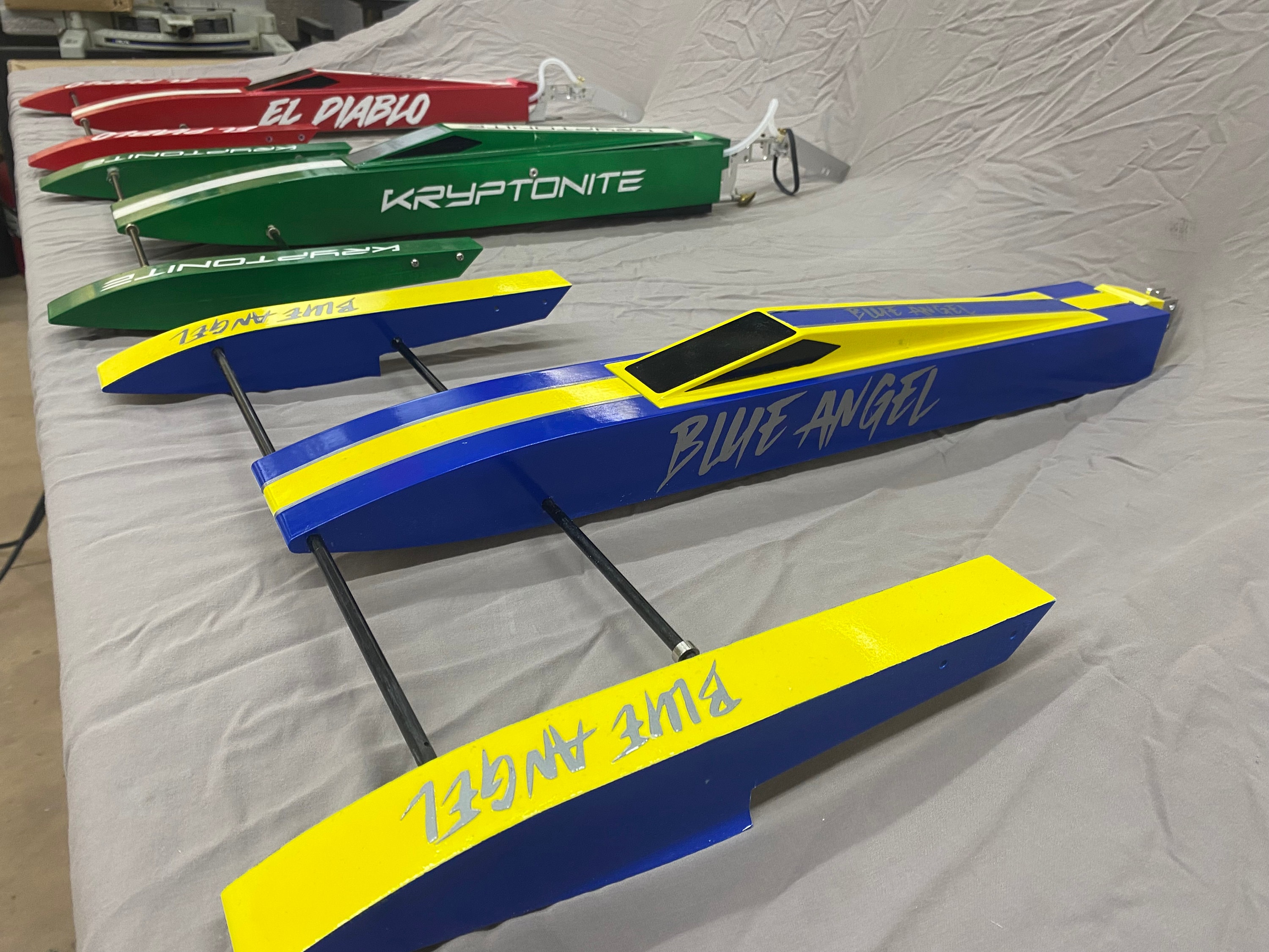 RC Outrigger Hydroplane - Etsy