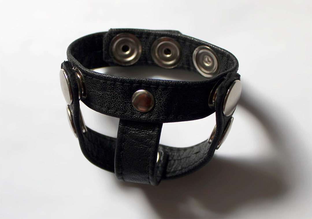 Cock Ring and Ball Splitter black - Etsy