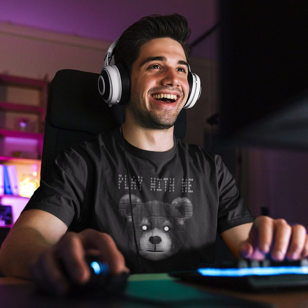 ASCII Code Bear T-shirt - Nerdy Gamer Art, Original Abstract Design ...