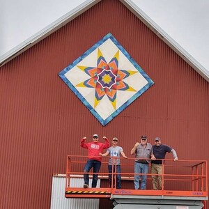 Barn Quilt, Hummingbird Barn Quilt, Wall Decor, Barn Quilts, Flowers ...