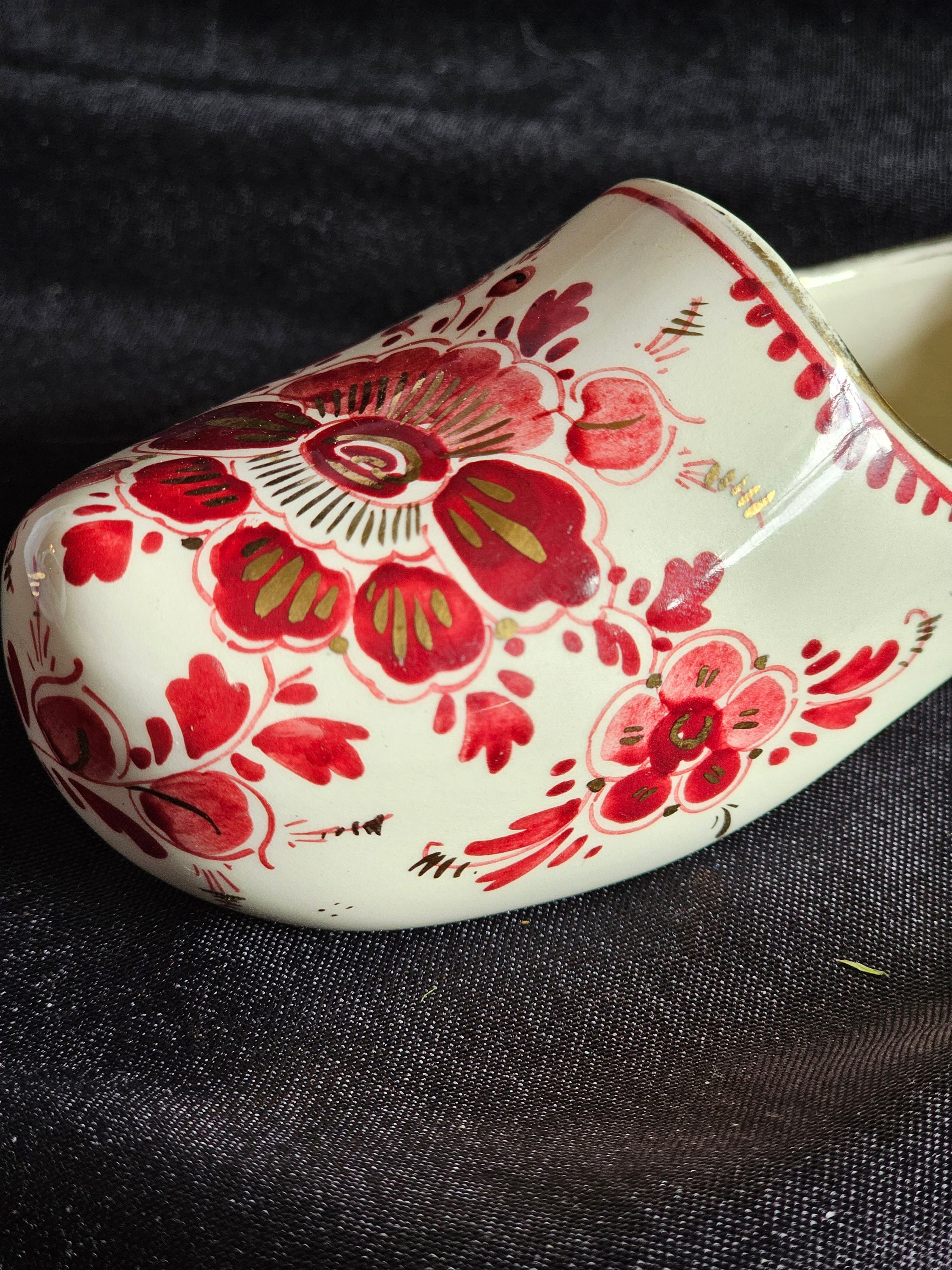 Vintage Super Rare Regina Red Delft Holland Red and Gold Ceramic Shoe ...