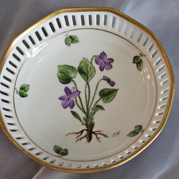Vintage Violet Dish - Etsy