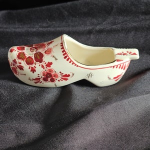 Vintage Super Rare Regina Red Delft Holland Red and Gold Ceramic Shoe ...