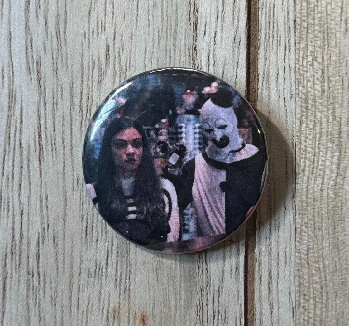 Horror Movie Slasher Duo Button Pins: Chucky, Scream, Terrifier (37mm ...
