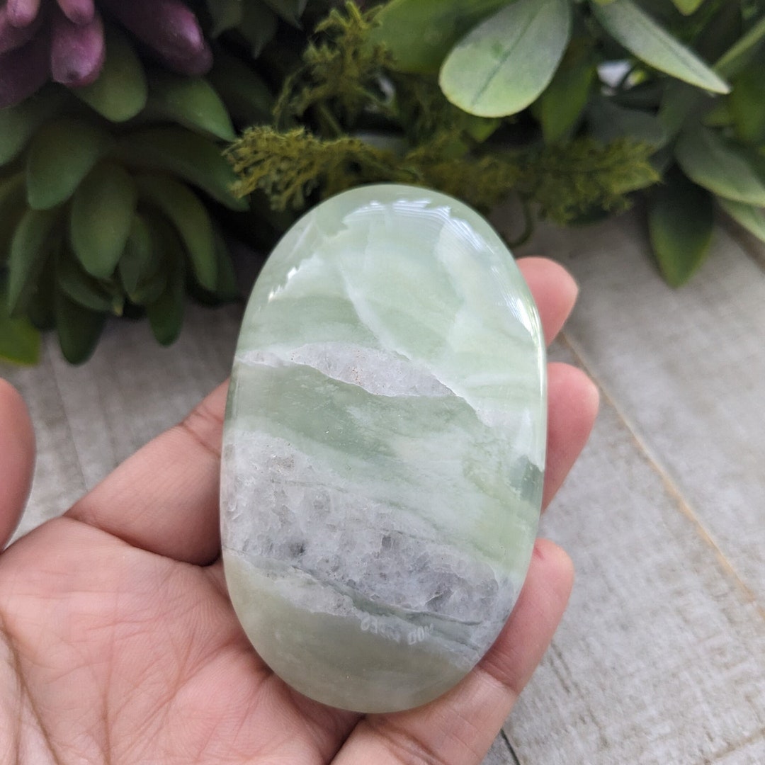 Beautiful High Quality Jade Palm Stone Crystal Healing Crystal Burmese ...