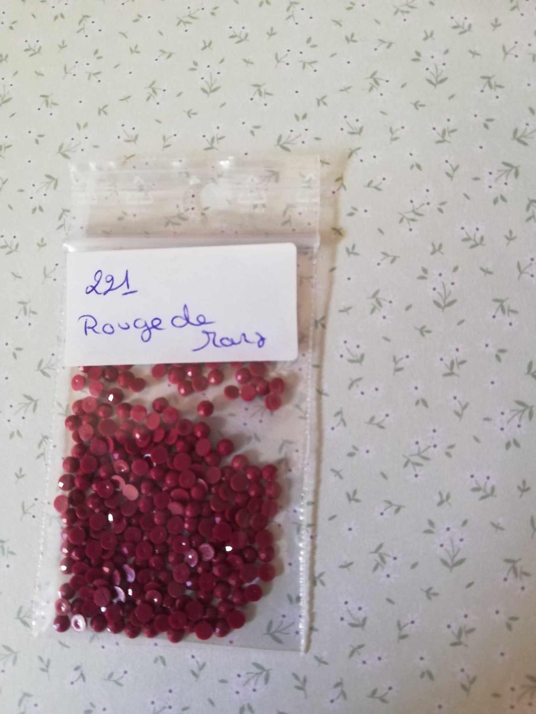 DMC Diamonds 221 Mars Red, Bags of 200 Round or Square Rhinestones ...